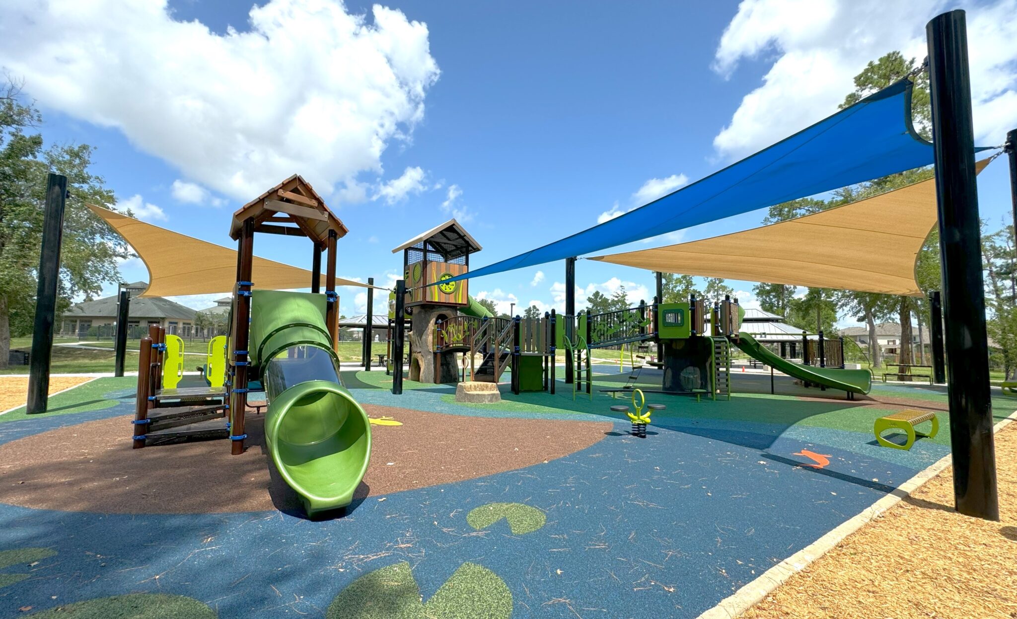Auburn Lakes Recreation Center - Lone Star Recreation